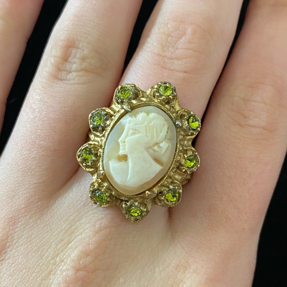 Jewelry | Vintage Carved Shell Cameo Gold Tone Ring | Poshmark